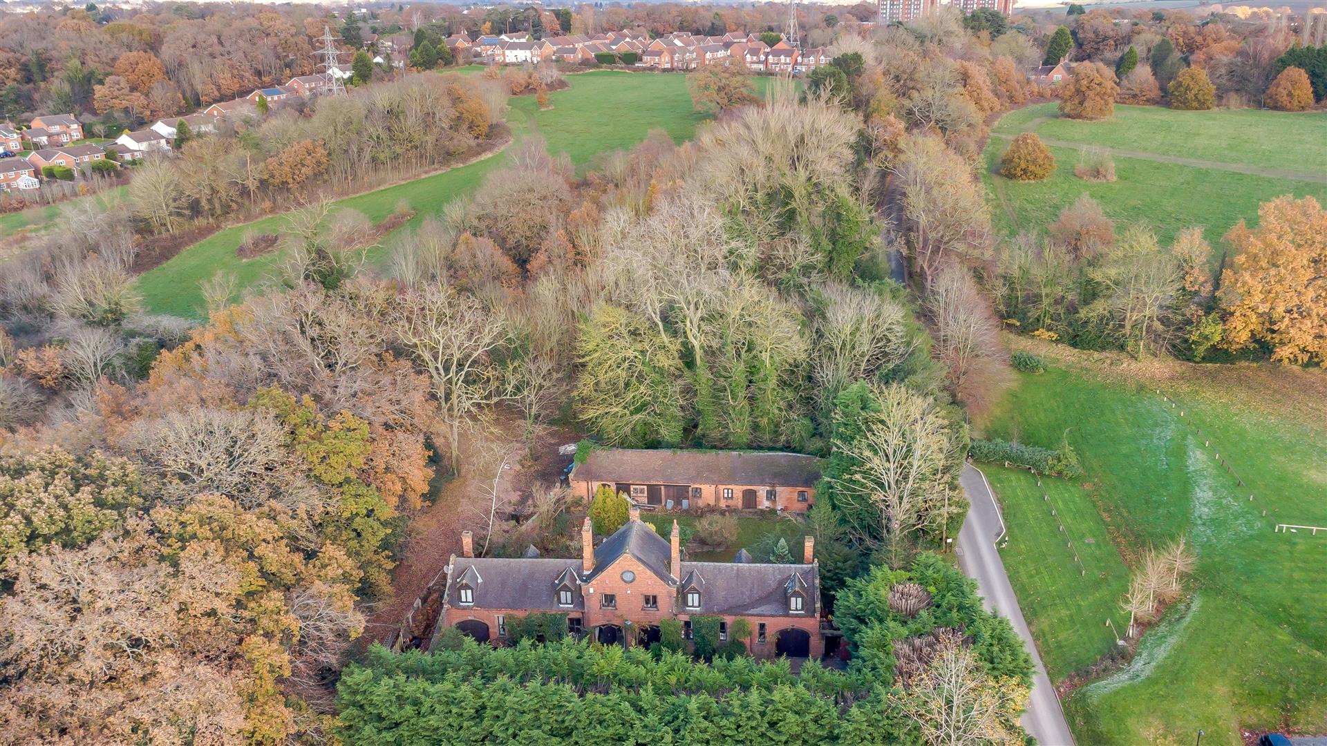 Walmley Road, Sutton Coldfield, B76 1QX | Aston Knowles